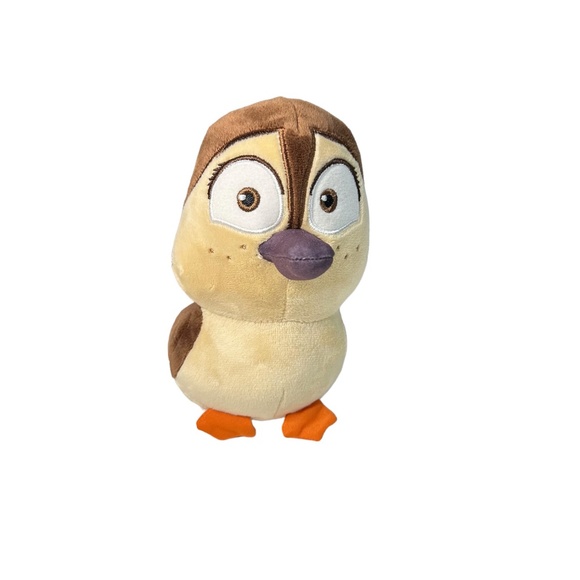 Universal | Toys | 223 Universal Studios Migration Gwen 7 Plush | Poshmark